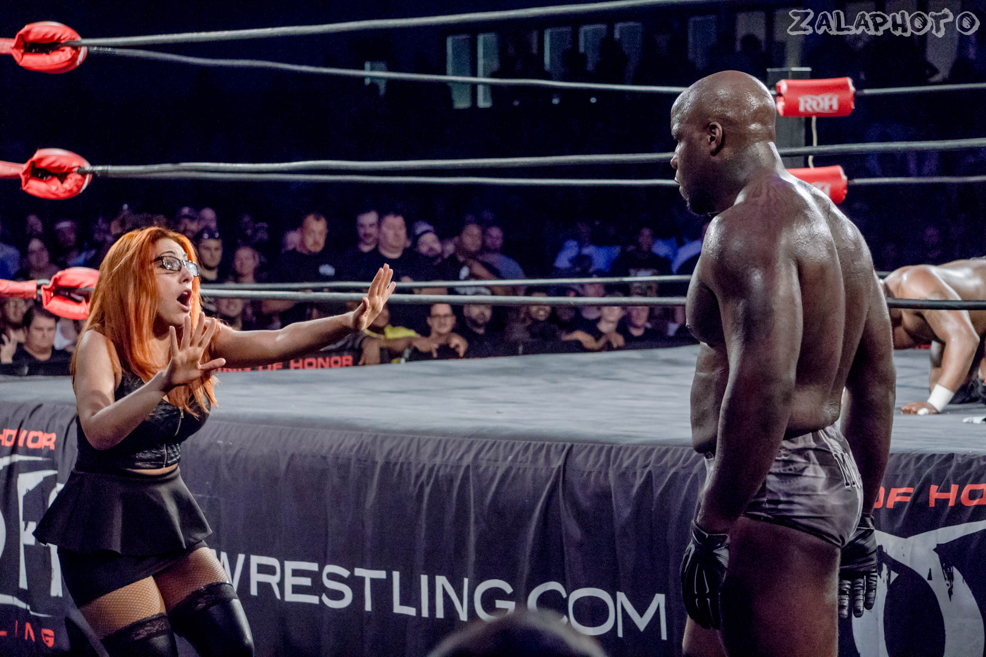 Zalaphoto Wrestling Photography » Veda Scott back away from Moose