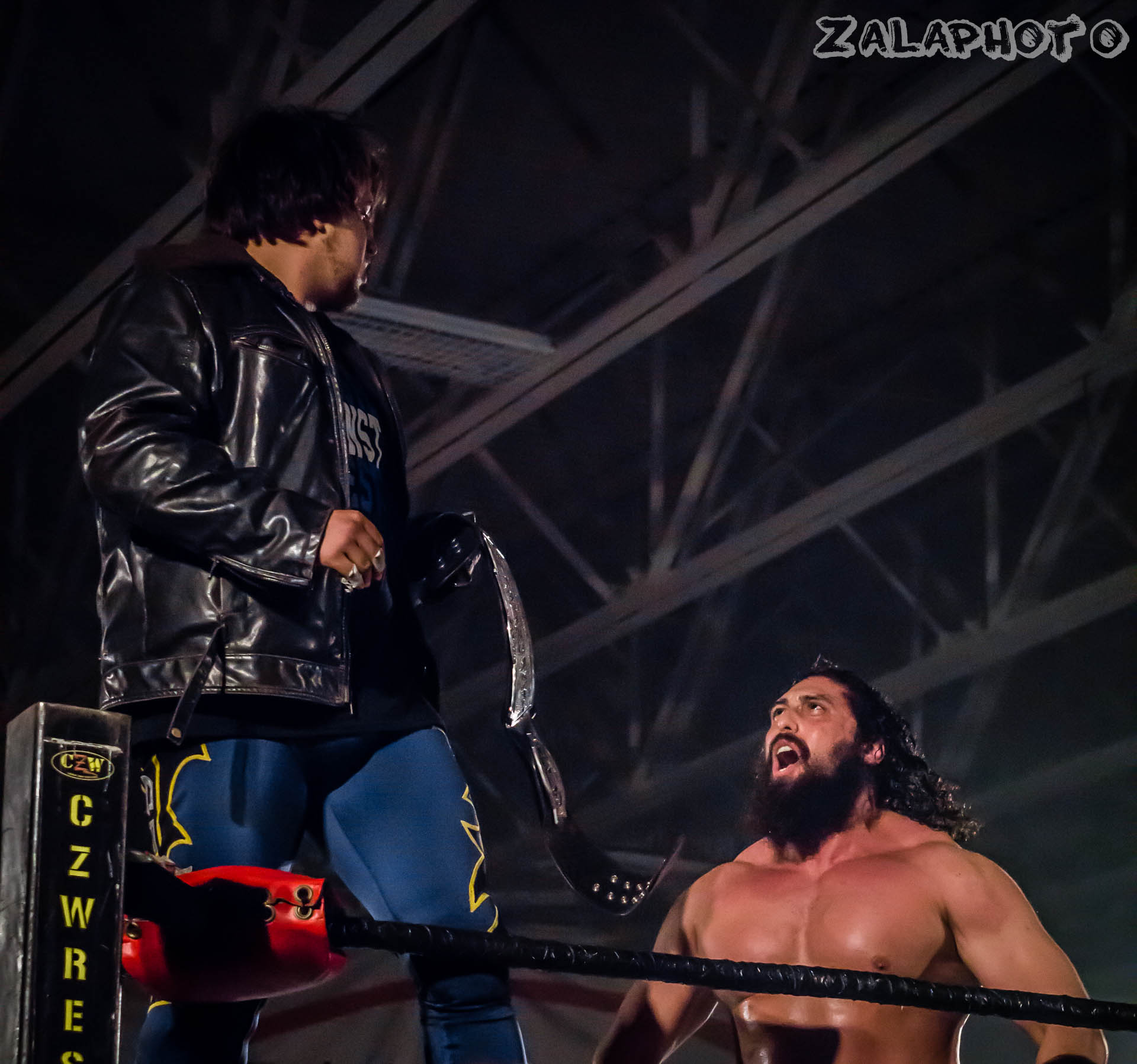 Zalaphoto Wrestling Photography » Tim Donst and Pectoral Poseidon at CZW