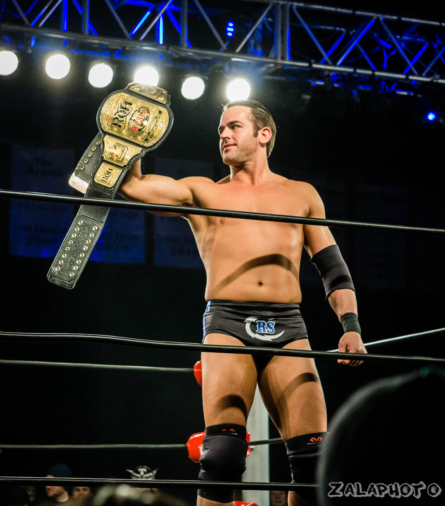 Zalaphoto Wrestling Photography » Roderick Strong with ROH World ...